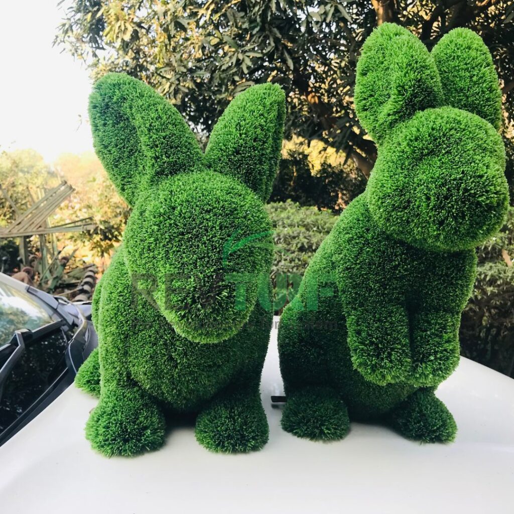 Large Rabbit Topiary – Artificial Turf | Artificial Grass | Revturf