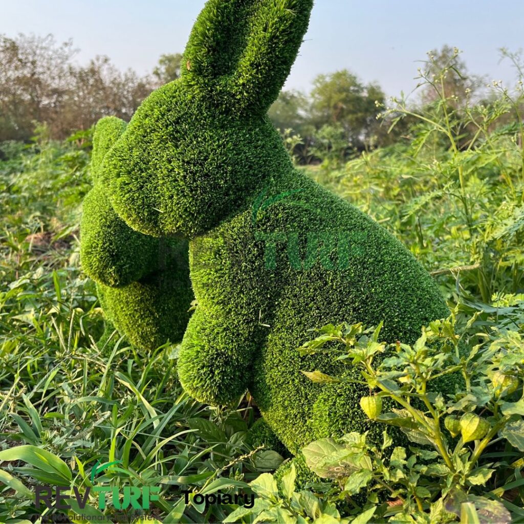 Large Rabbit Topiary – Artificial Turf | Artificial Grass | Revturf